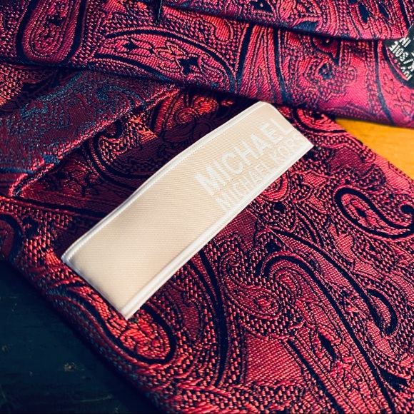 MICHAEL Michael Kors | Accessories | Michael Kors Red Pattern Mens Tie ...